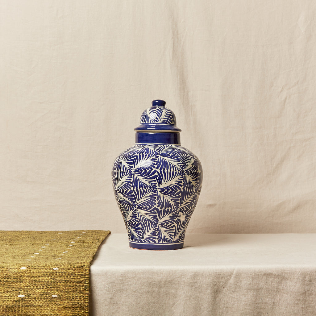 Tibor Talavera de Hidalgo Abanicos azul y blanco – HUAKAL